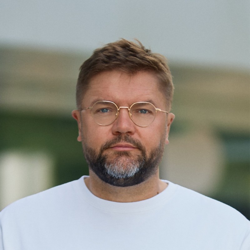 Welcome to TG Lab - Our leadership and team spirit